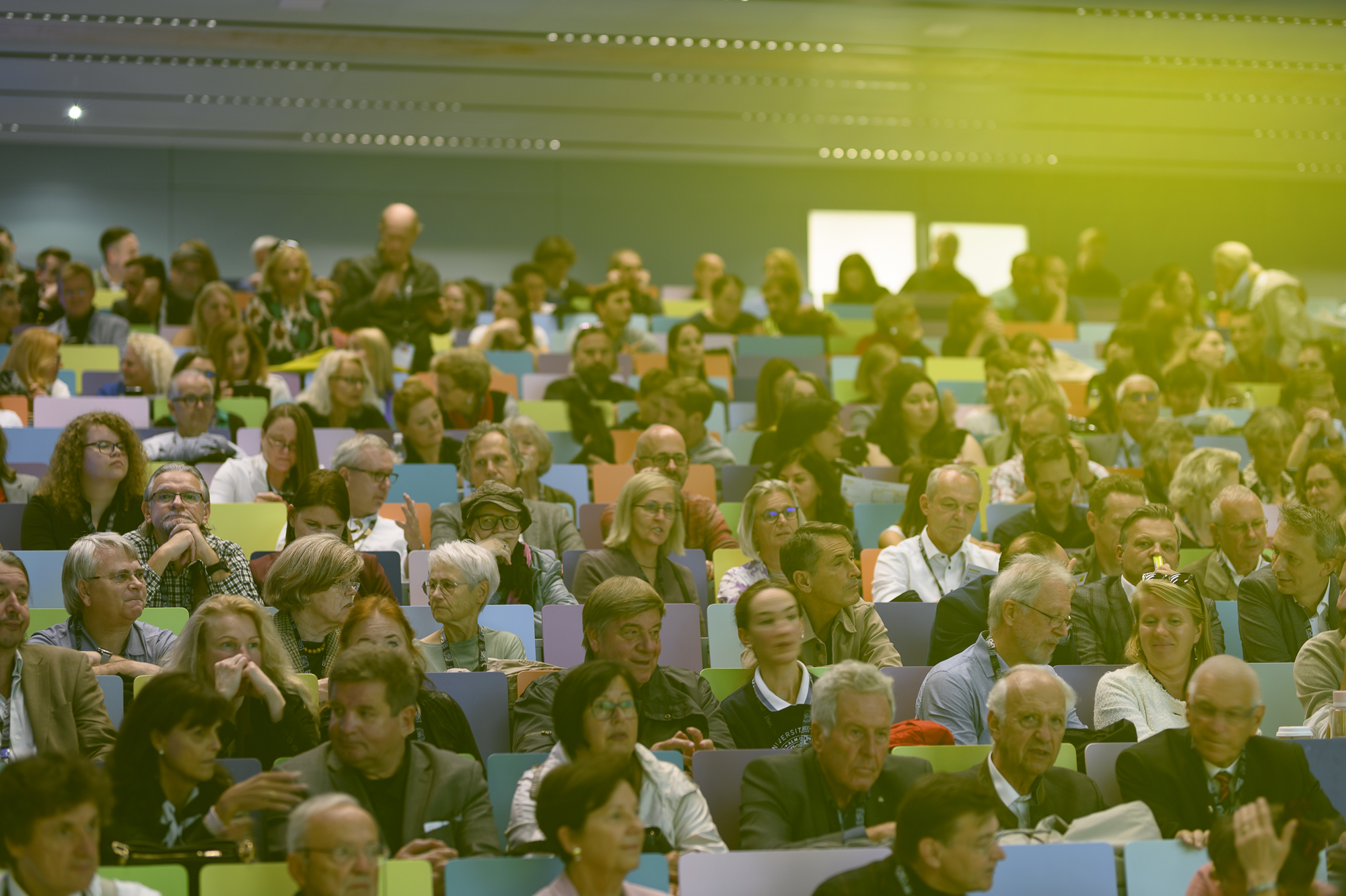 Fest der Verbundenheit: Alumni-Tag brachte mehr als 500 Absolvent:innen ...
