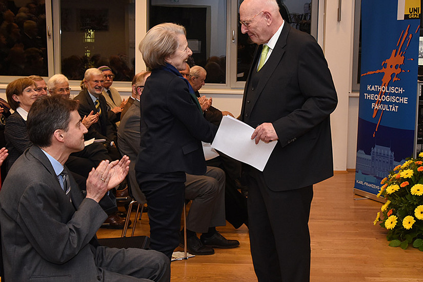 Verbundenheit - news.uni-graz.at