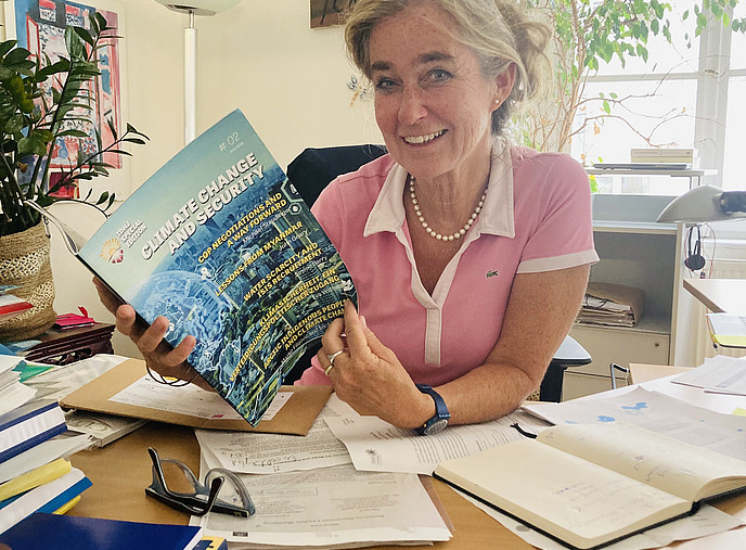 Traineeships - New School of Multilateralism