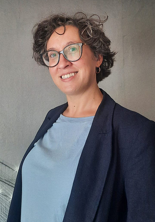 Alexandra Bogos - NOMIS Research Project "Elastic Borders: Rethinking ...