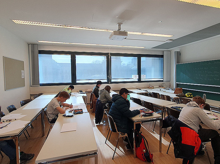 Institut für Mathematik und Wissenschaftliches Rechnen | Universität ...