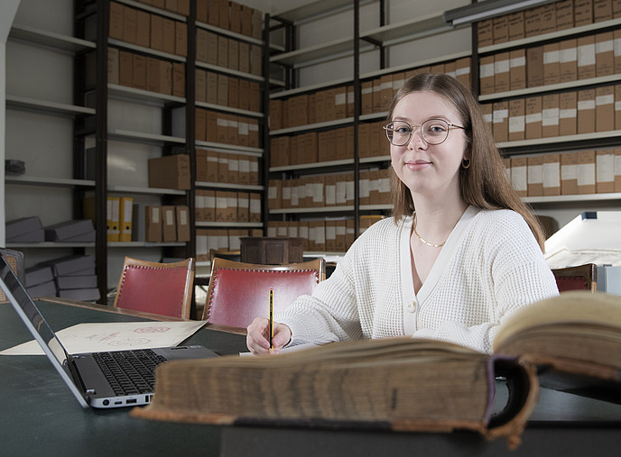 Using the Archives - University Archives